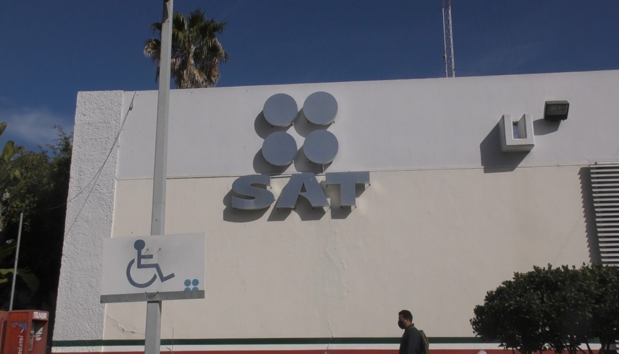 Actualizan a contadores sobre nuevas modalidades del SAT BC | Síntesis TV